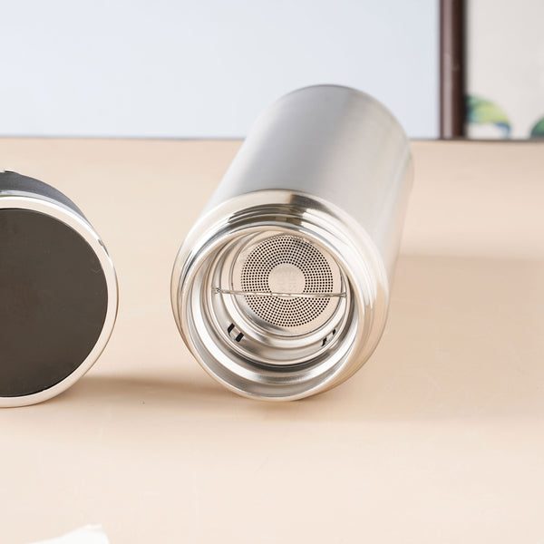 Thermos Bottle with Tea Filter