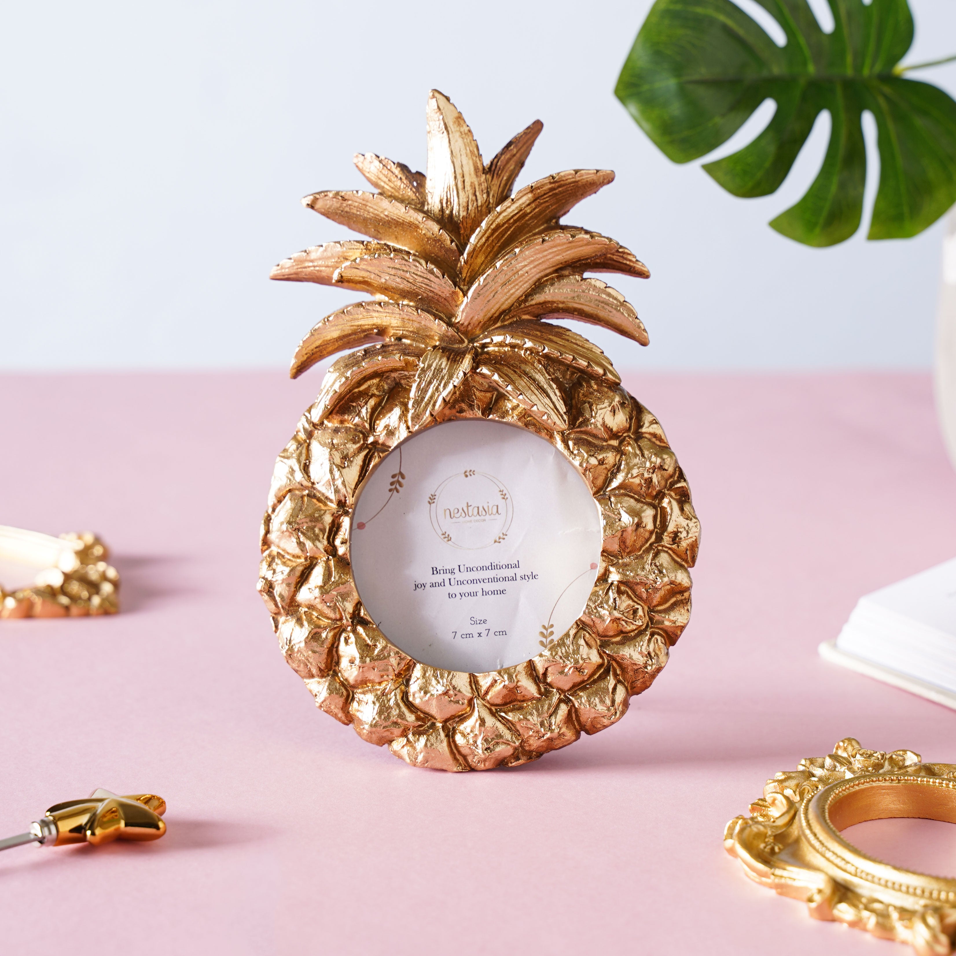 Pineapple Photo Frame Online - Premium Photo Frame | Nestasia