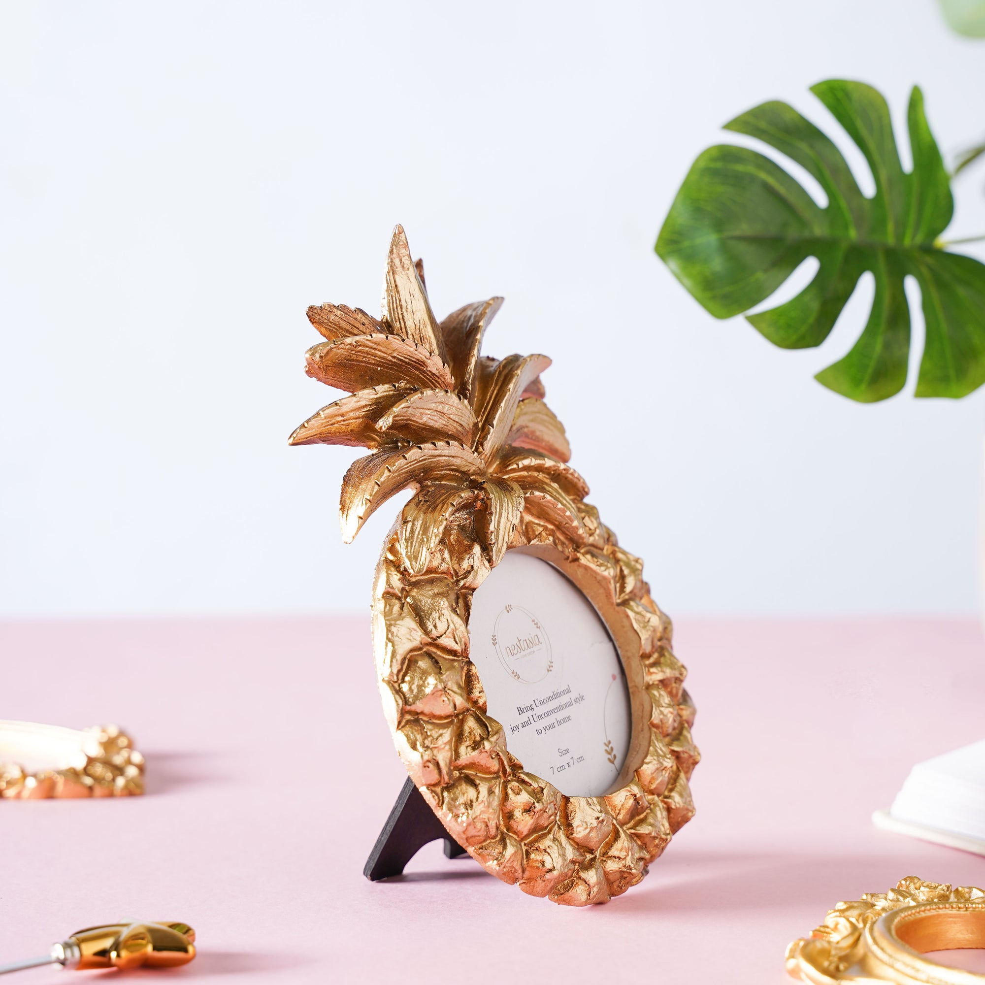 Pineapple Photo Frame Online - Premium Photo Frame | Nestasia