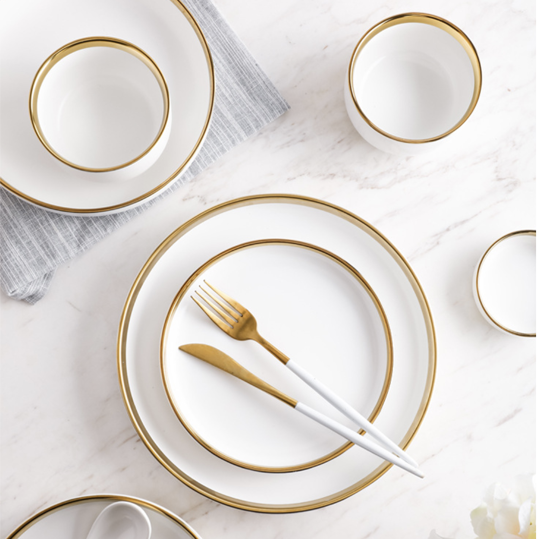 Buy Stylish White Plates Online for Serveware | Nestasia