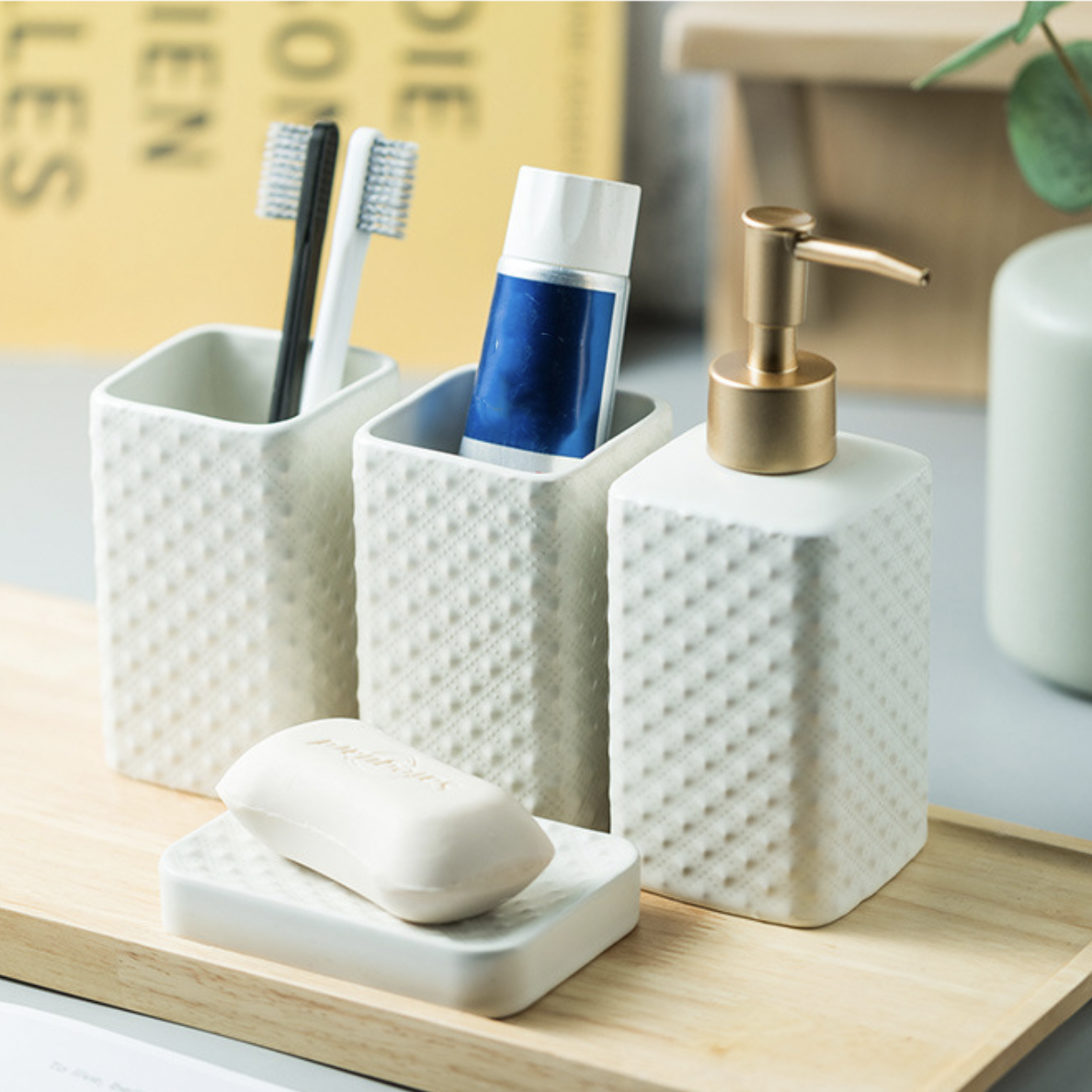 Classic White Bath Set Online - Premium Bath Set | Nestasia