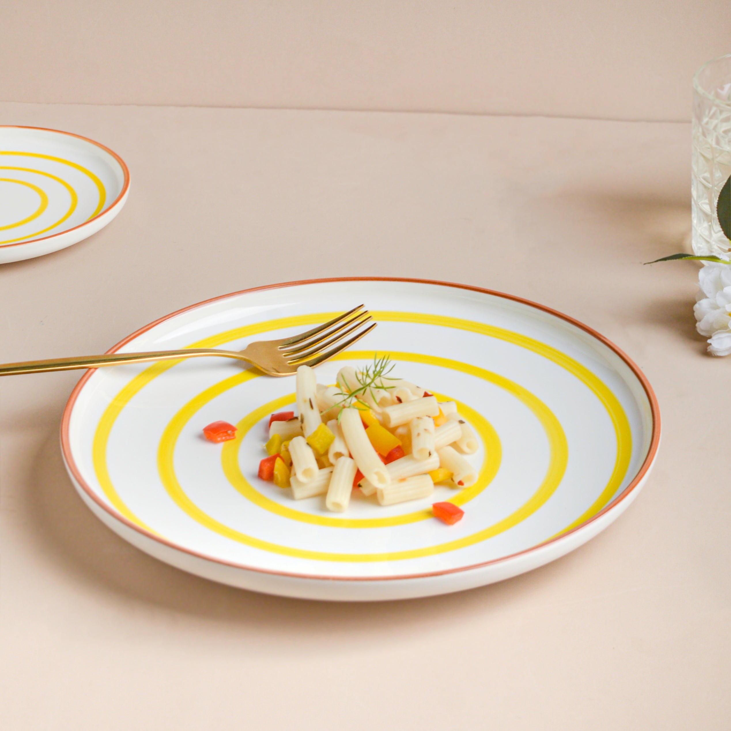 Spiral Dinner Plate Yellow 10 Inch Online - Premium Dinner Plate | Nestasia