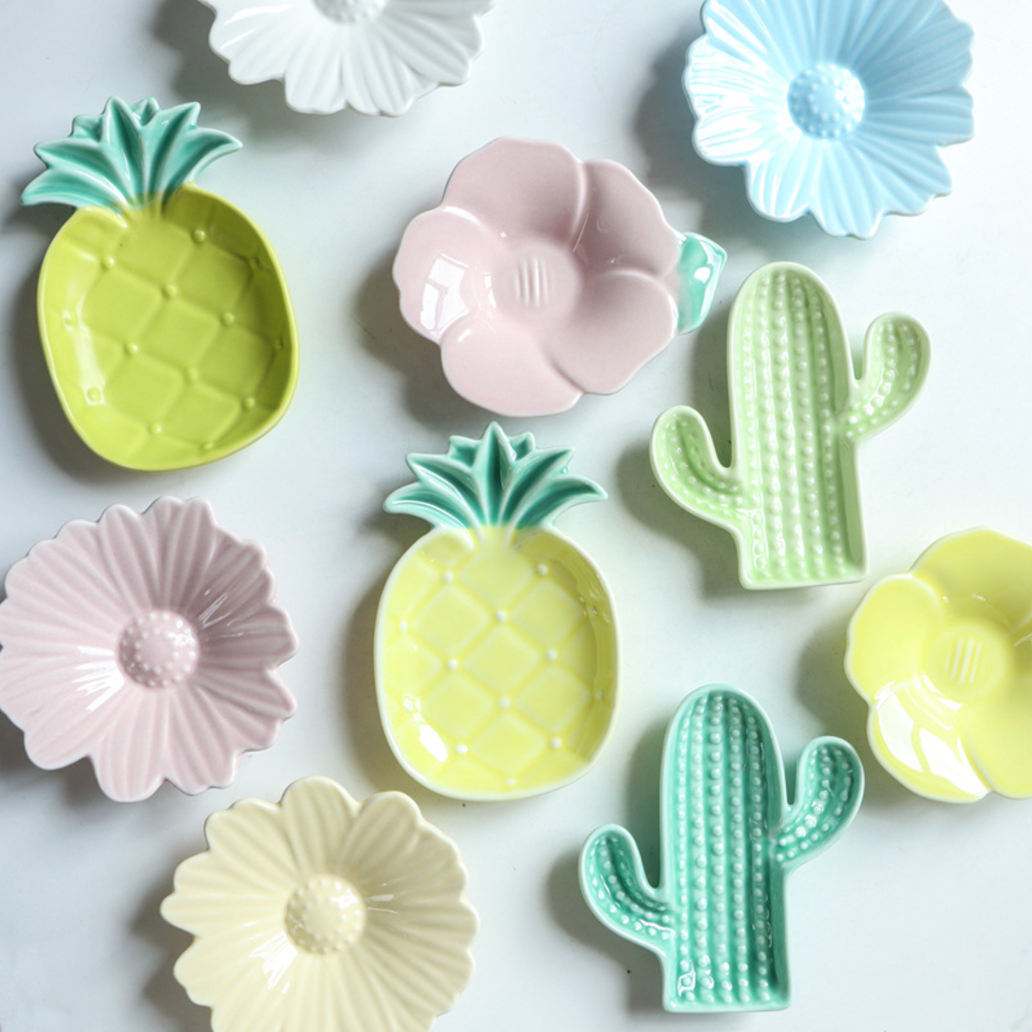Mini Flower Shape Plate