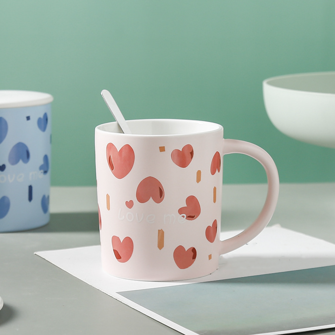 Love Design Mug with Lid