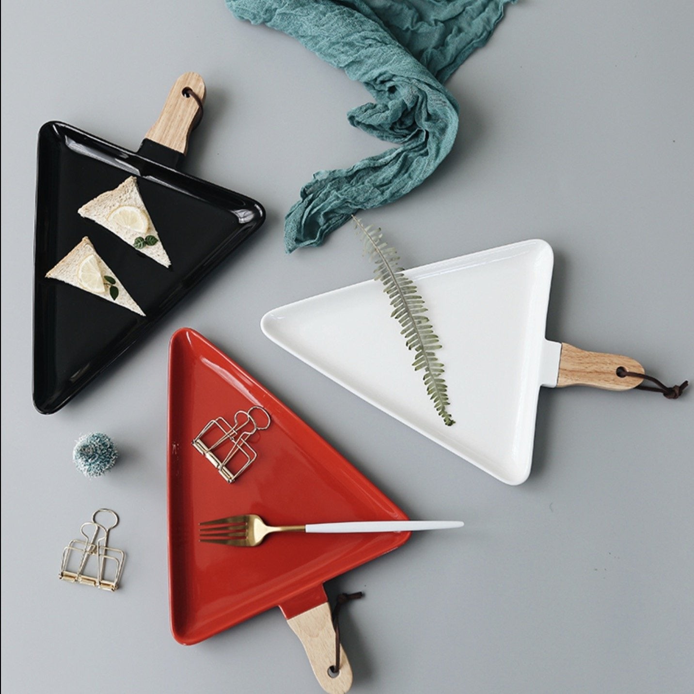 Red Triangle Plate Large